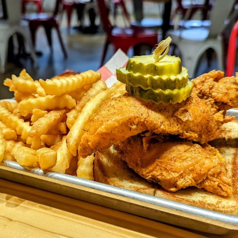 Best Fried chicken restaurant in Conroe, TX | Coop's Hot Chicken ...