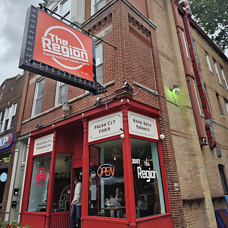 Best Burgers in Roscoe Village, Chicago, IL | The Region - Handcrafted ...