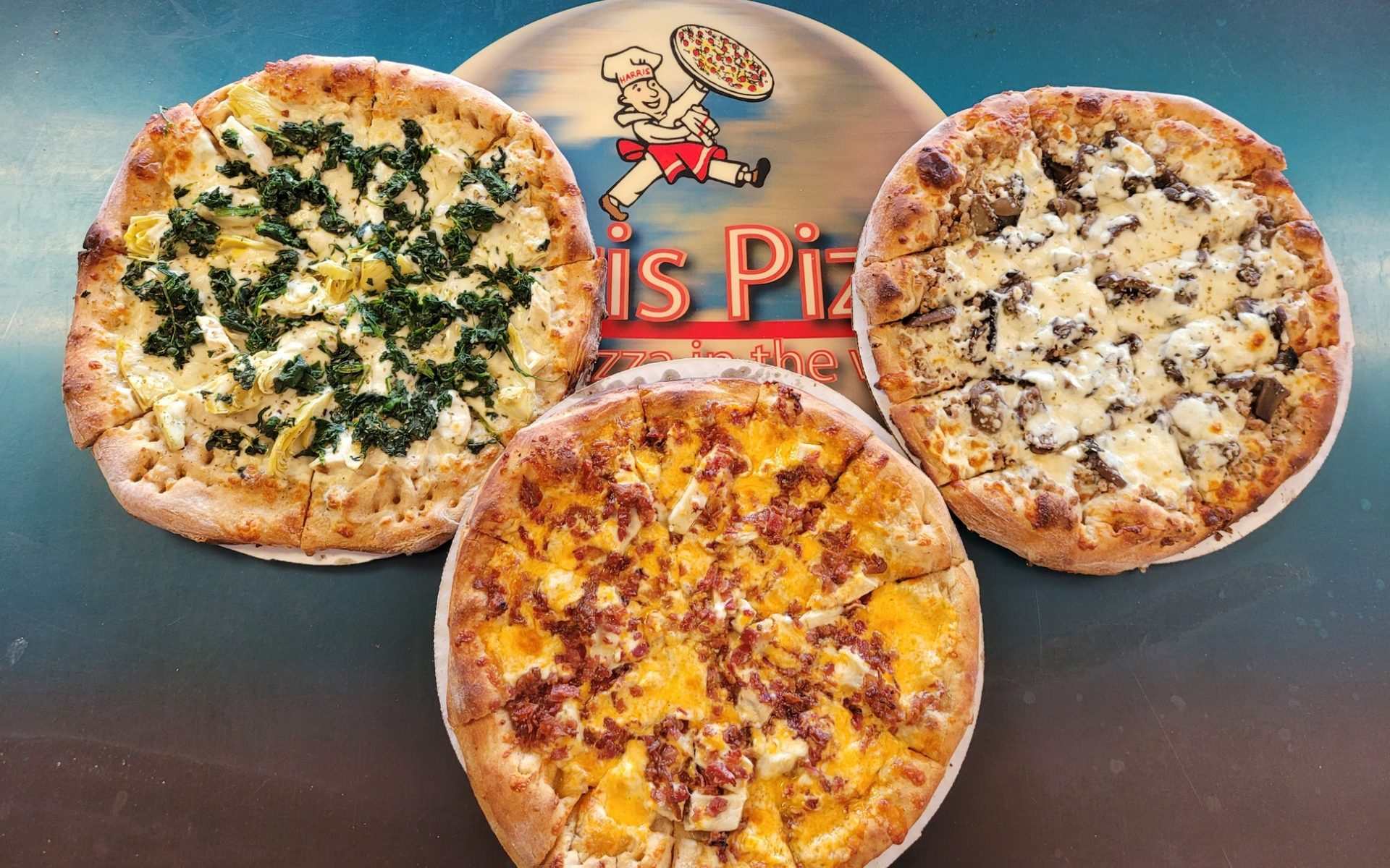 Harris Pizza | Best Pizza in Davenport, IA | Pizza near me