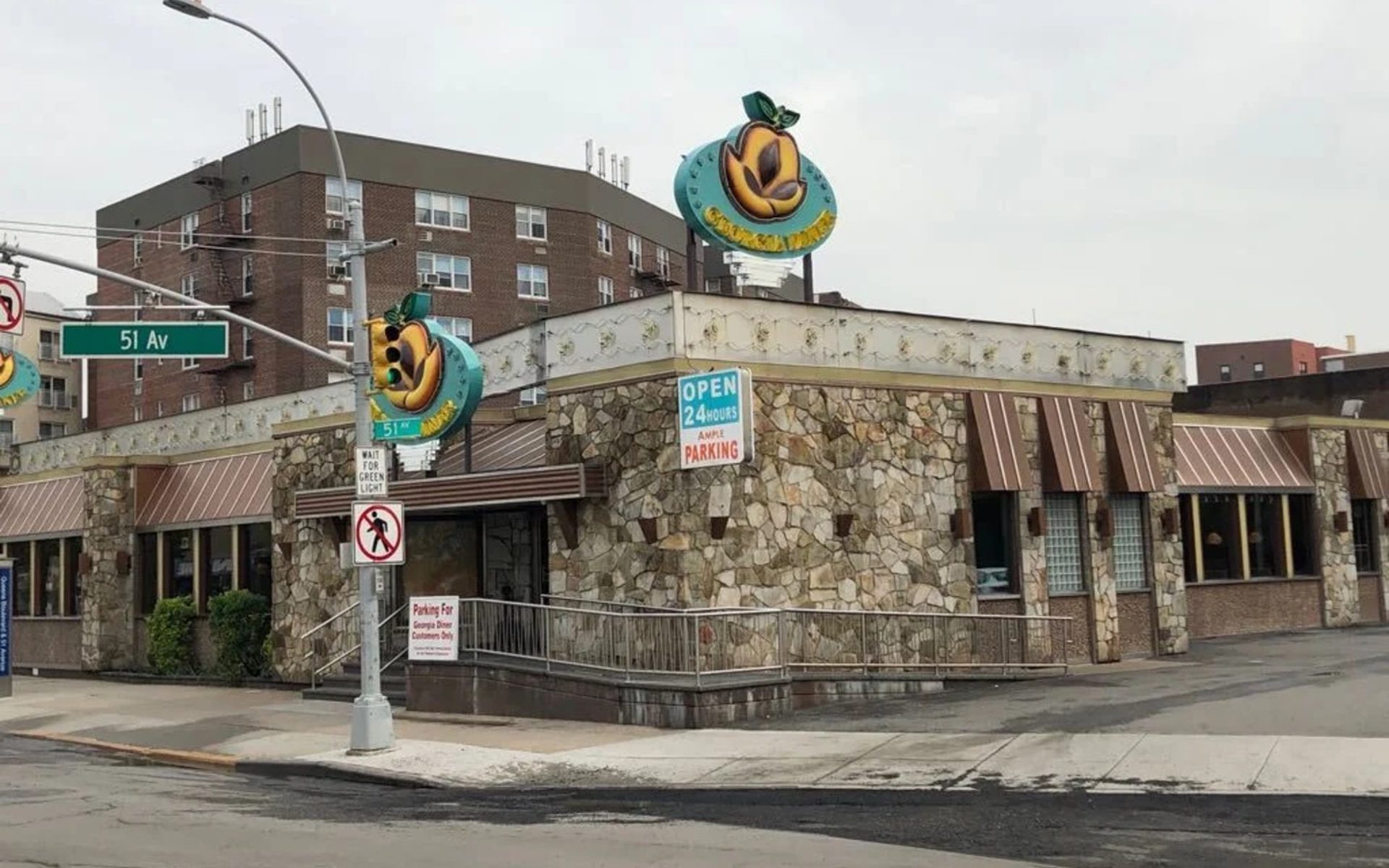 Best Diner in Elmhurst, NY | Georgia Diner | Diner near me