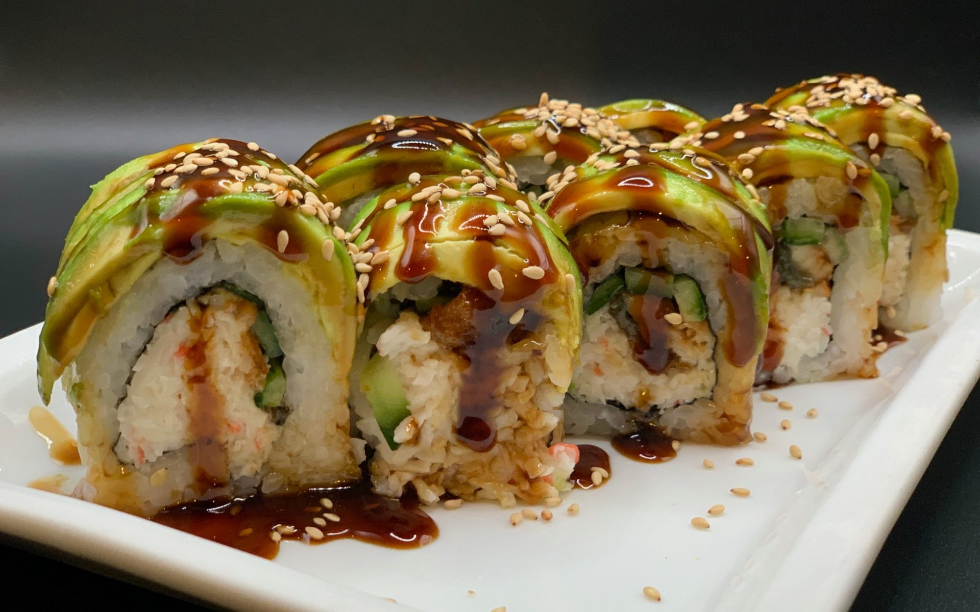 what's in a lobster roll sushi