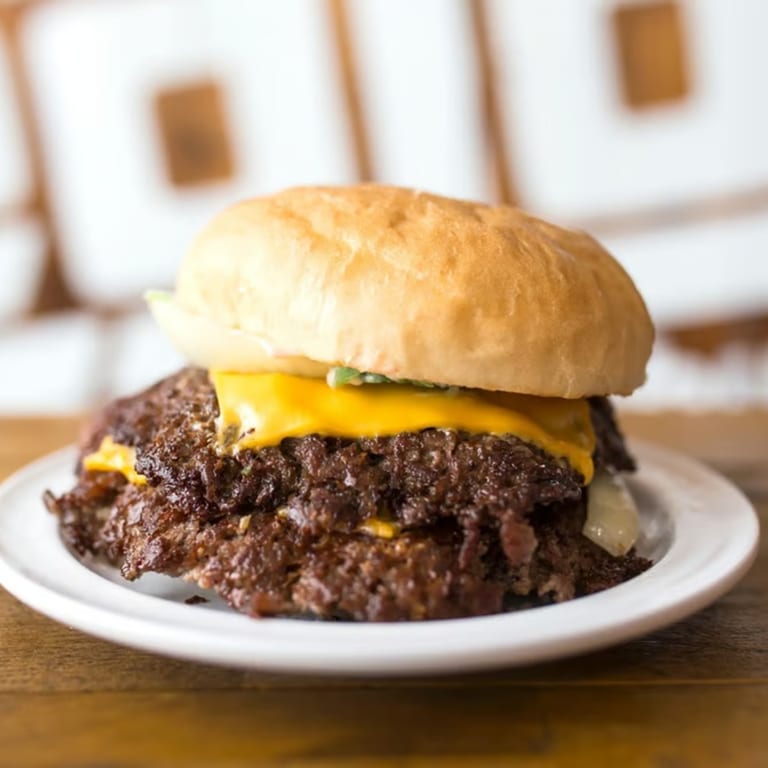 Best Burgers in Roscoe Village, Chicago, IL | The Region - Handcrafted ...